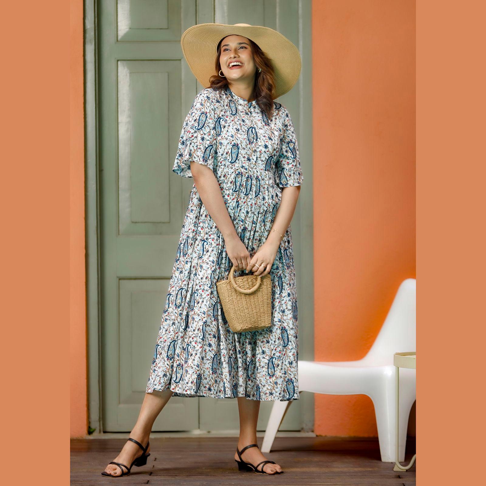 Latest Women's Clothing Trends | CHENARA DODGE